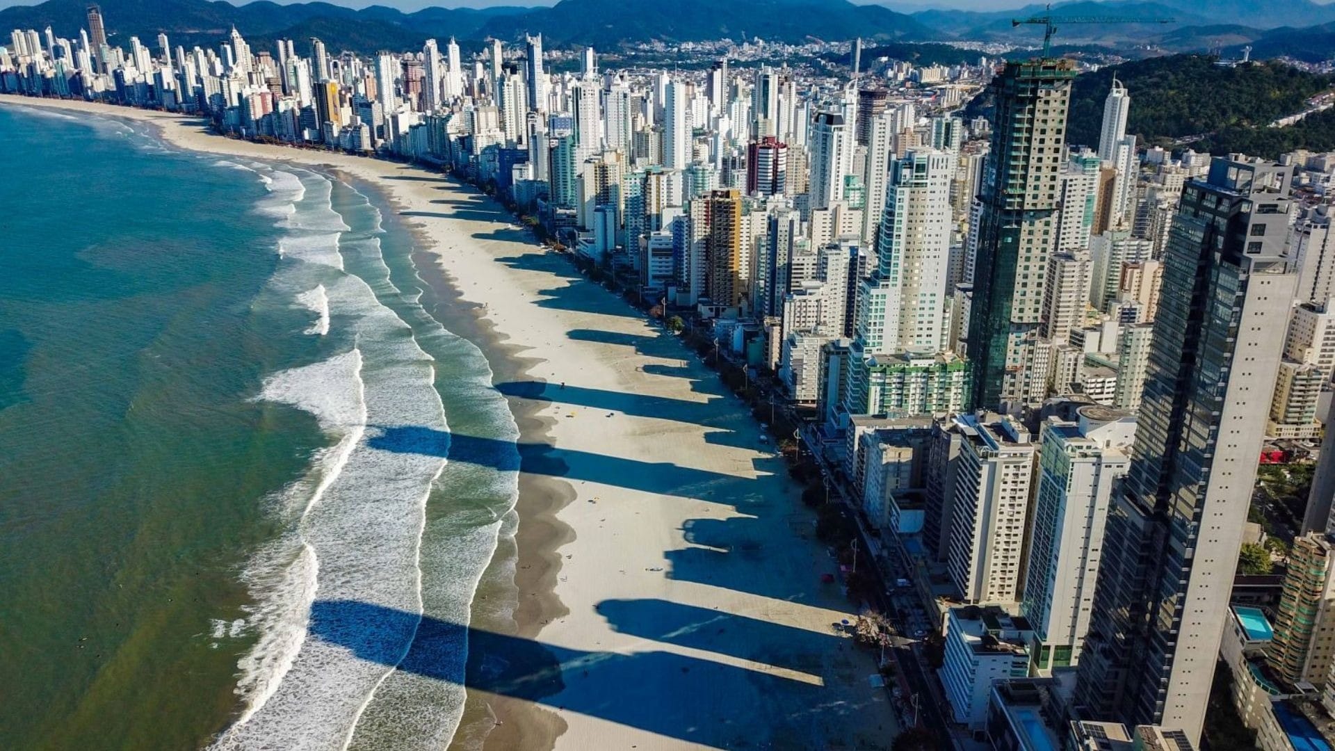 Aeroportos Próximos De Balneário Camboriú: Veja Aqui!